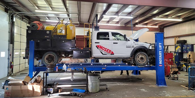 5 Signs You Need to Repair Your Rotary® Lift | Allied Inc